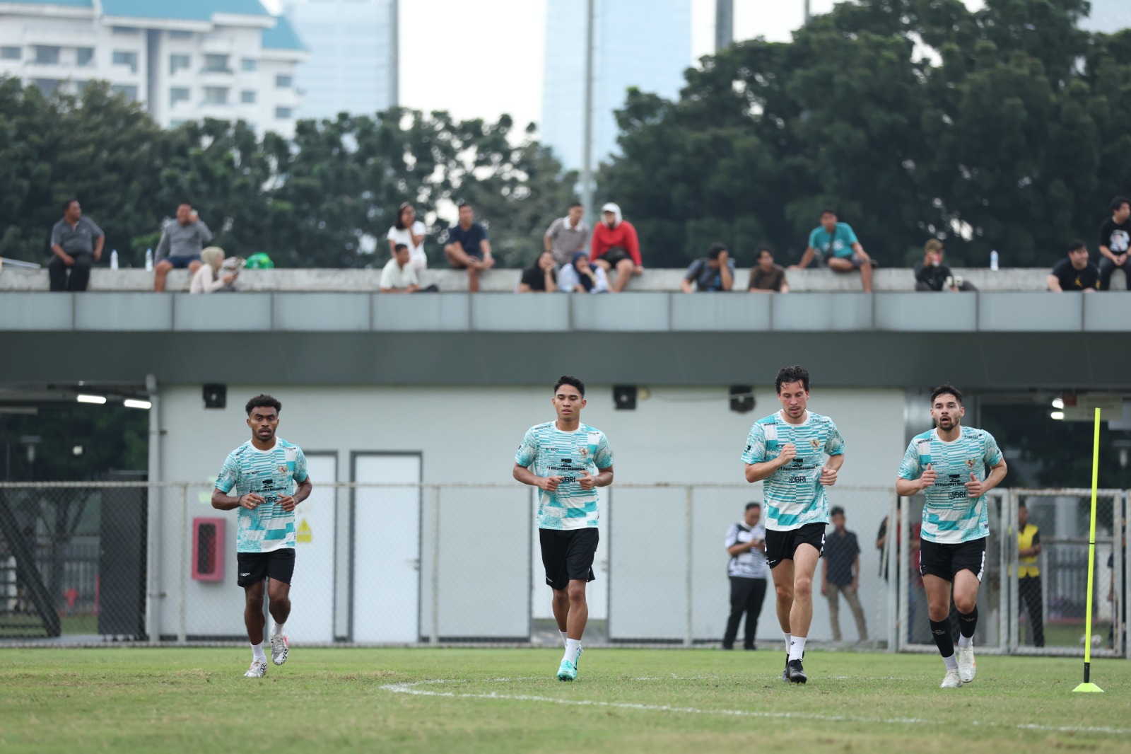Thom Haye Bicara Persiapan Timnas Indonesia Hadapi Tanzania Bolaskor