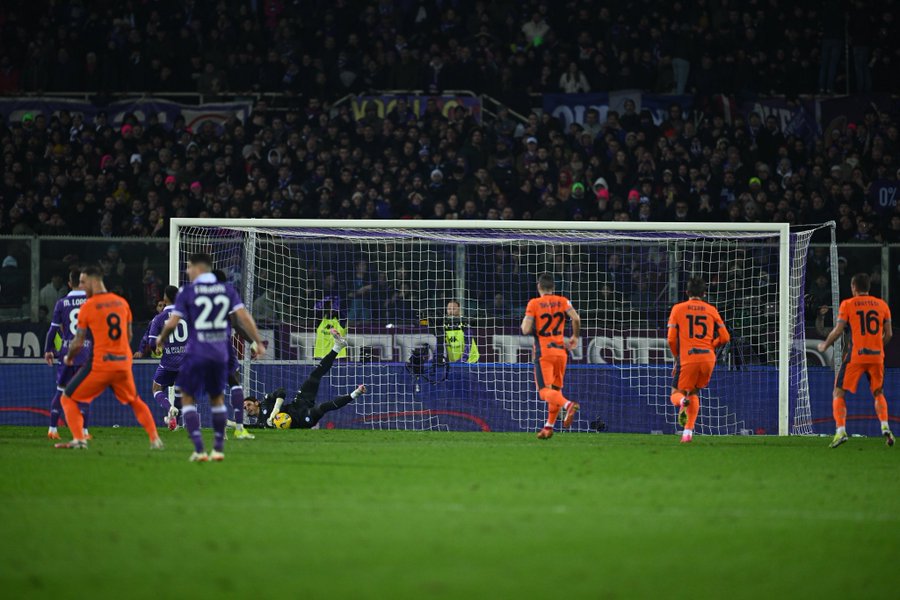 Kunci Sukses Yann Sommer Membendung Penalti Fiorentina - BolaSkor Kunci Sukses Yann Sommer Membendung Penalti Fiorentina - BolaSkor